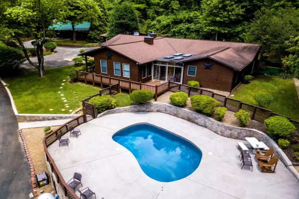 4 Reasons Our Large Cabins in the Smoky Mountains are Perfect for Families